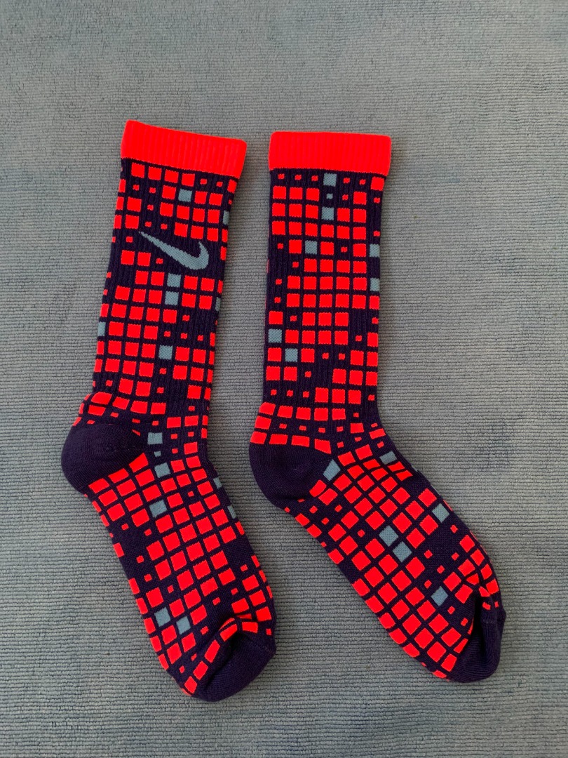 NIKE Basketball socks, Men's Fashion, Watches & Accessories, Socks on ...
