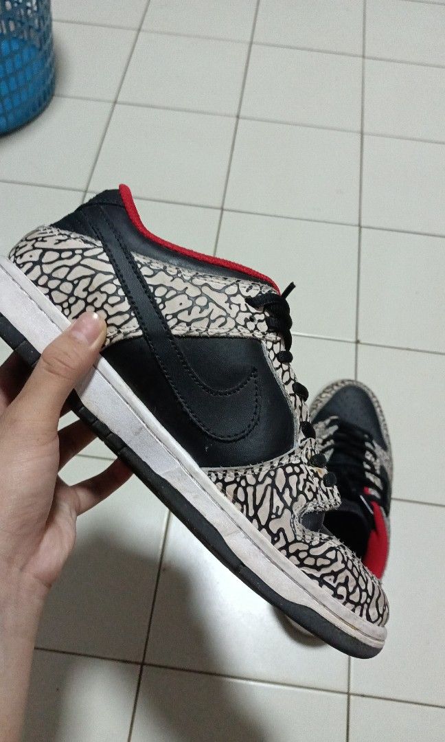 Nike dunk low black cement (supreme colourway), Men's Fashion, Footwear ...