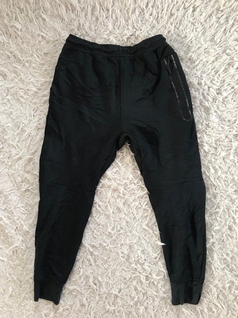 NIKE TF, Men's Fashion, Bottoms, Joggers on Carousell