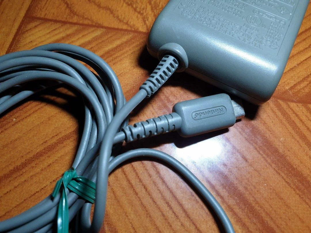 Nintendo DS LITE Original Charger, Video Gaming, Gaming Accessories ...