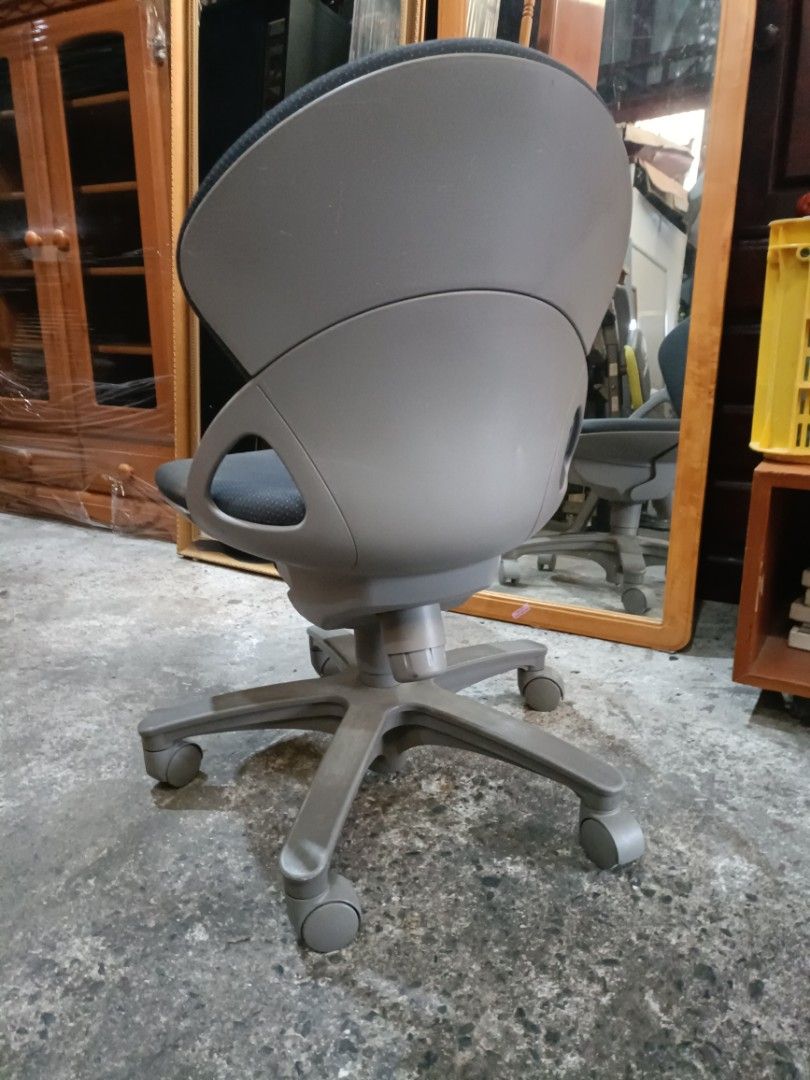 Office chair itoki brand japan, Furniture & Home Living, Furniture, Chairs on Carousell