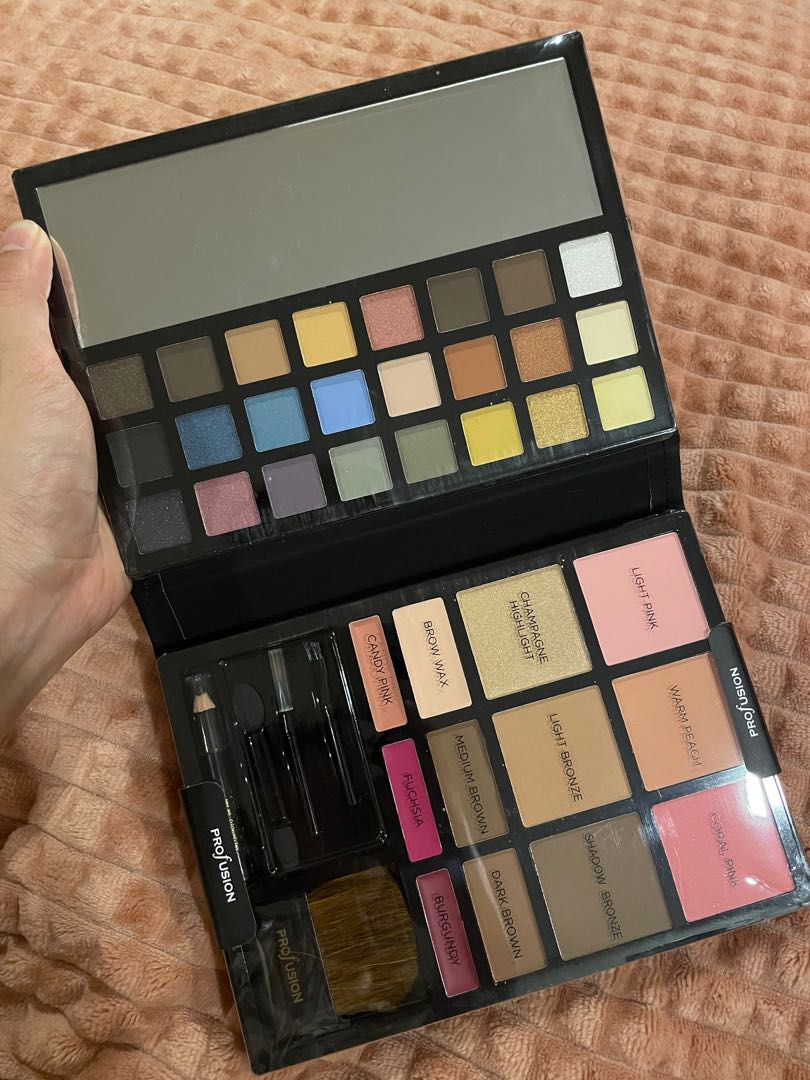 Profusion Makeup Palette Review | Saubhaya Makeup