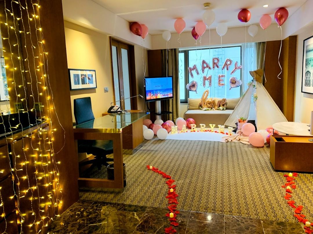 Proposal set up in hotel, set up for proposals, birthdays and anniversaries, hotel surprise ...