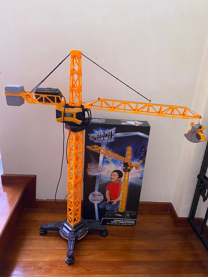 Remote Control Tower Crane, Hobbies & Toys, Toys & Games on Carousell