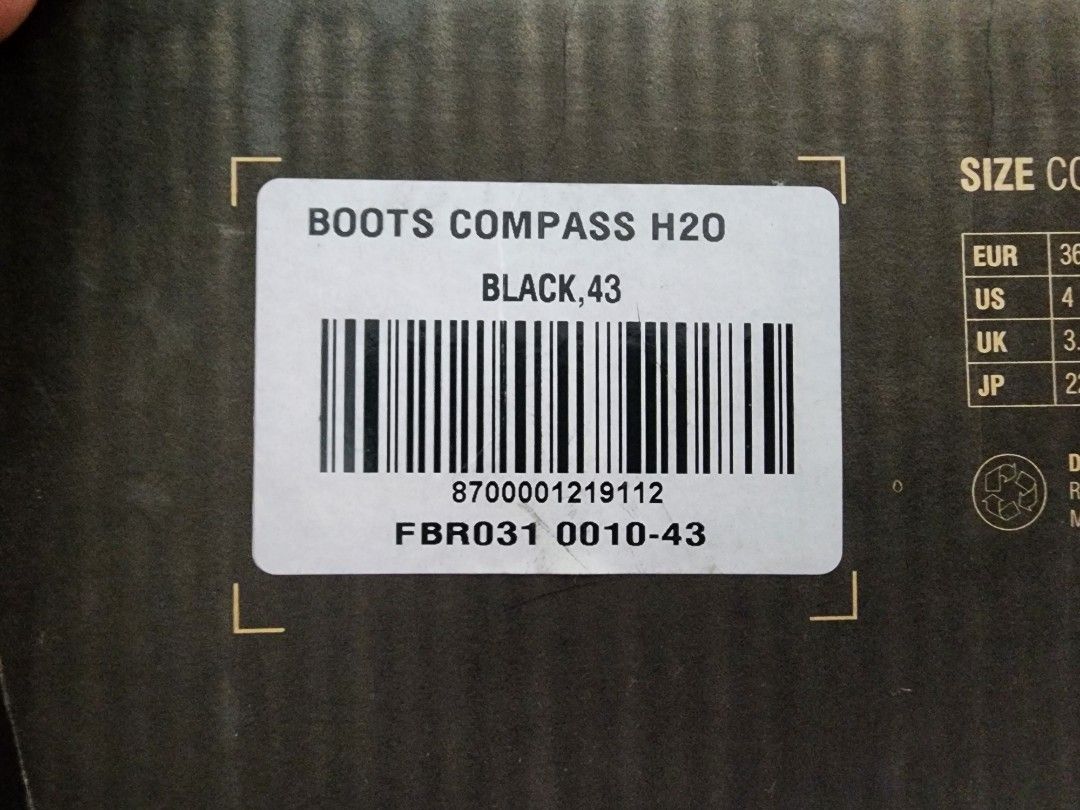 Revit Compass H2O riding boots, Motorcycles, Motorcycle Apparel on Carousell