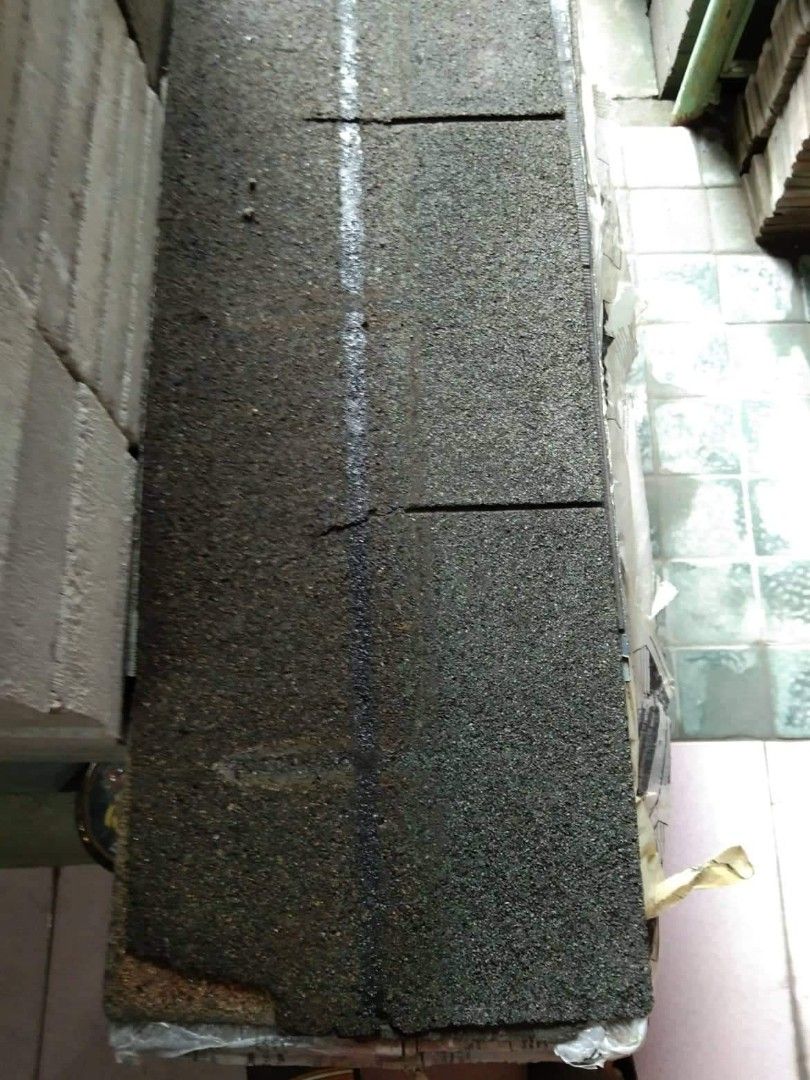 ROOF SHINGLES 16pcs PER BUNDLE, Commercial & Industrial, Construction ...