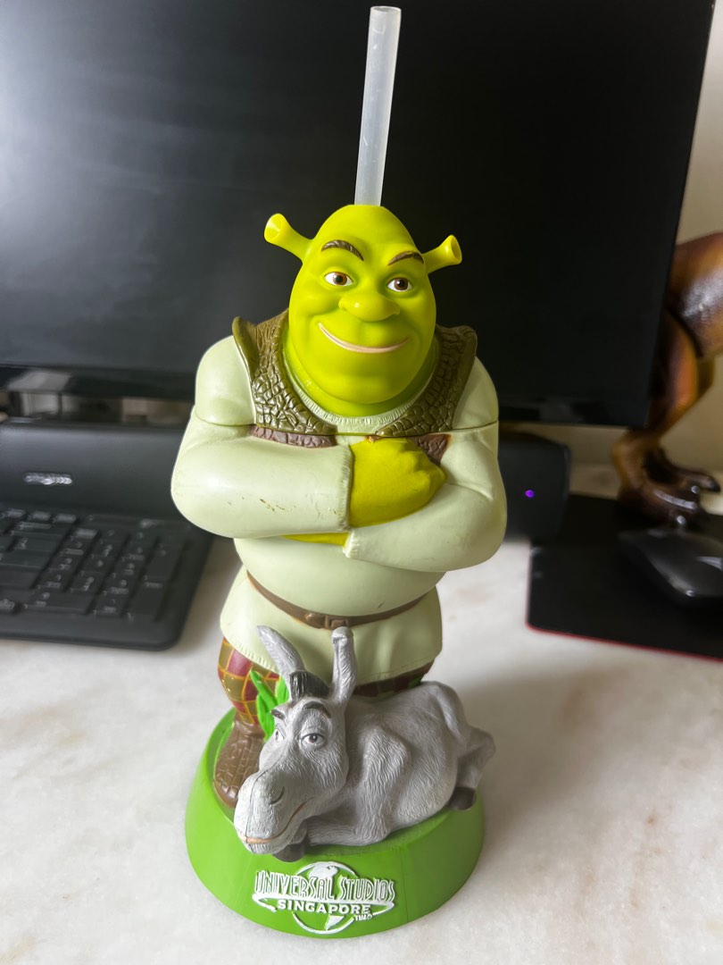 Shrek Water Bottle, Hobbies & Toys, Memorabilia & Collectibles, Fan ...