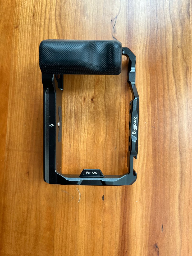 SmallRig camera cage 3212 for Sony A7C, 攝影器材, 攝影配件, 其他攝影配件 - Carousell