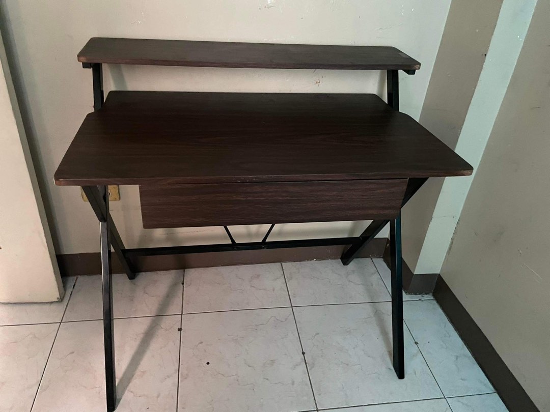 studay table, Furniture & Home Living, Office Furniture & Fixtures on ...