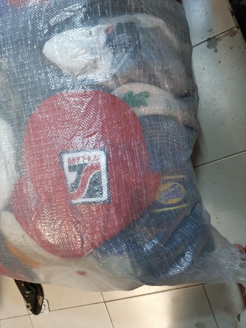 tokol / bale topi 50 lbs, Men's Fashion, Watches & Accessories, Cap ...