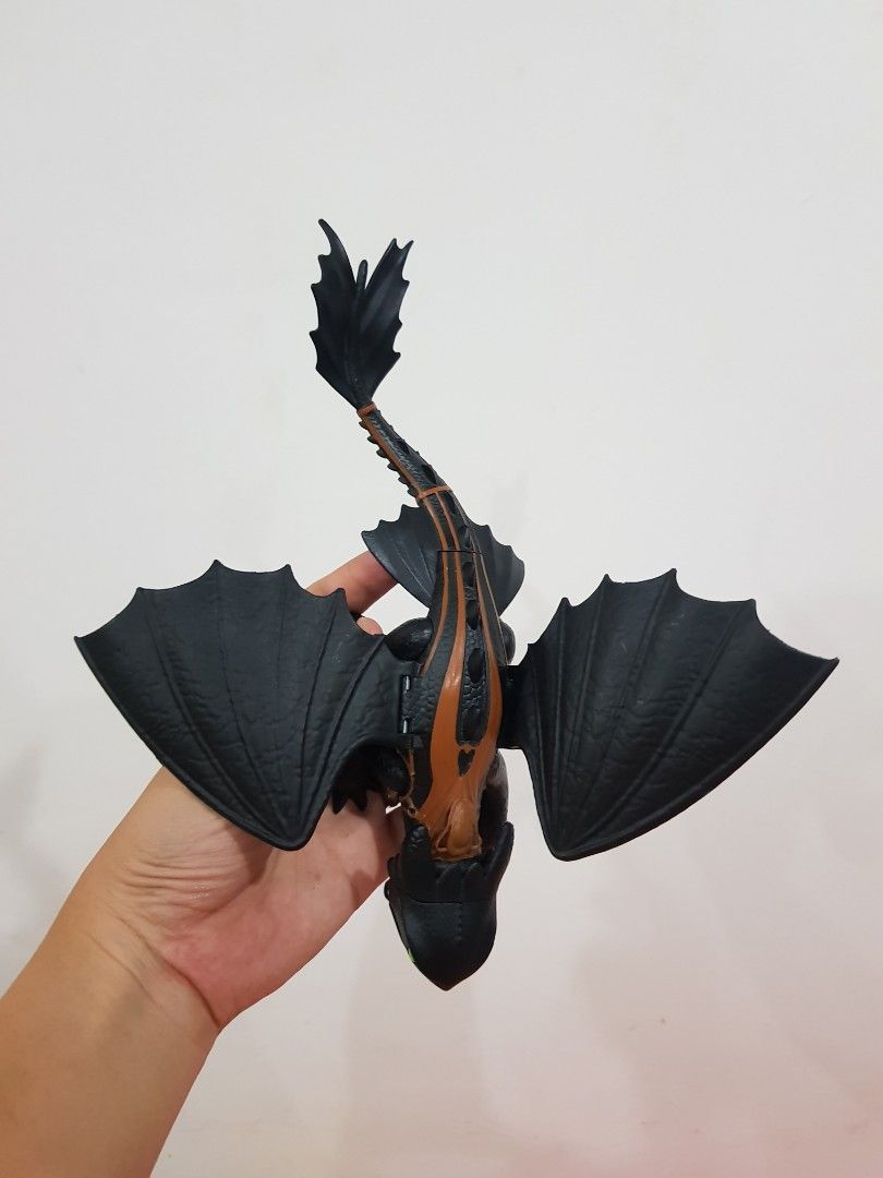 Toothless (How to Train Your Dragon), Hobbies & Toys, Toys & Games on ...