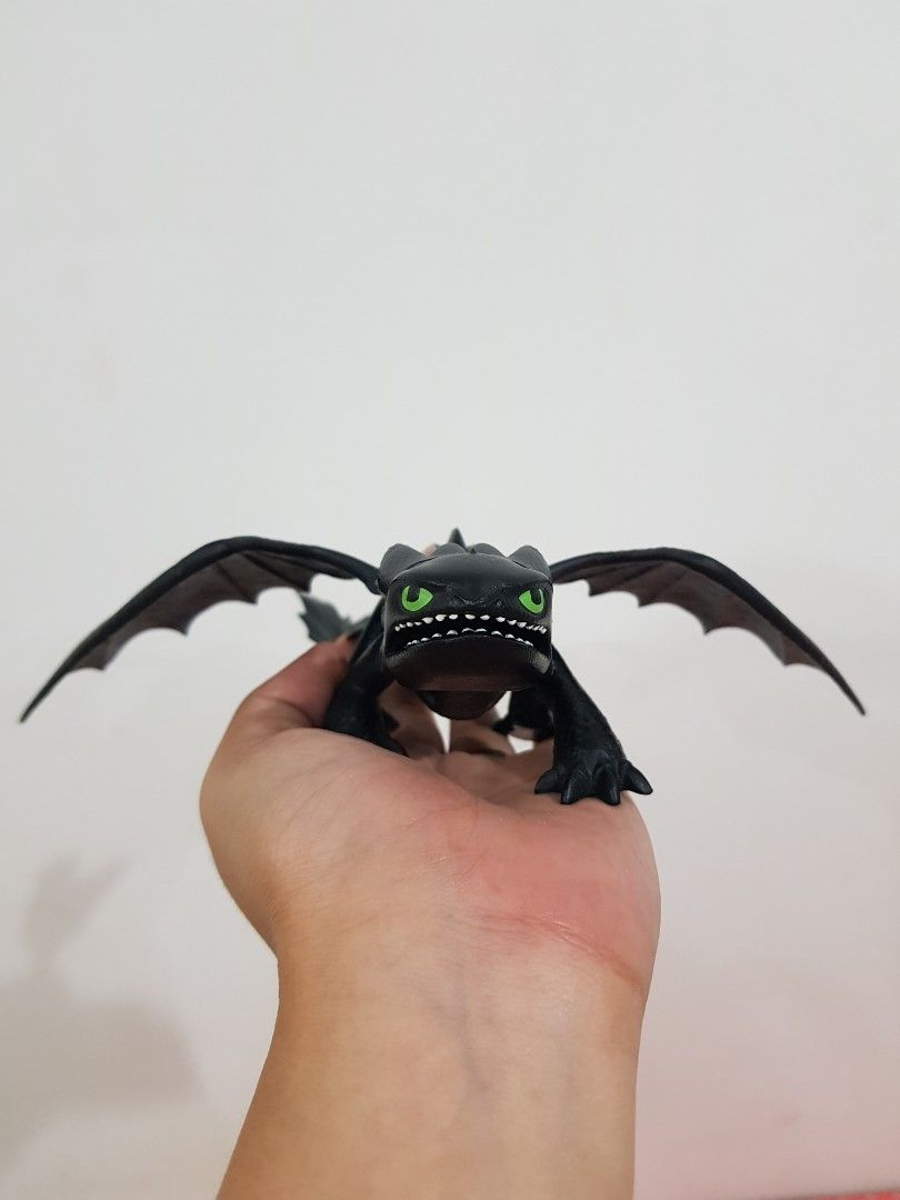 Toothless (How to Train Your Dragon), Hobbies & Toys, Toys & Games on ...