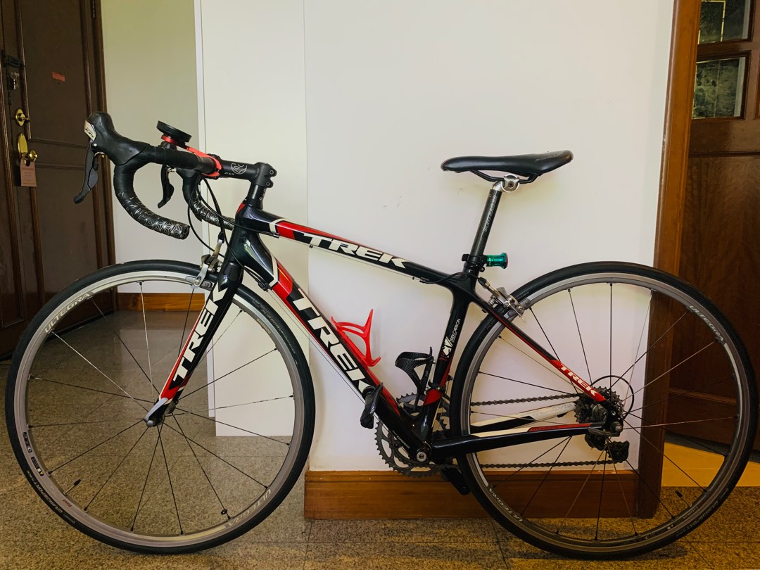 Trek Madone Roadbike 3.1 with Shimano 105, Sports Equipment, Bicycles ...