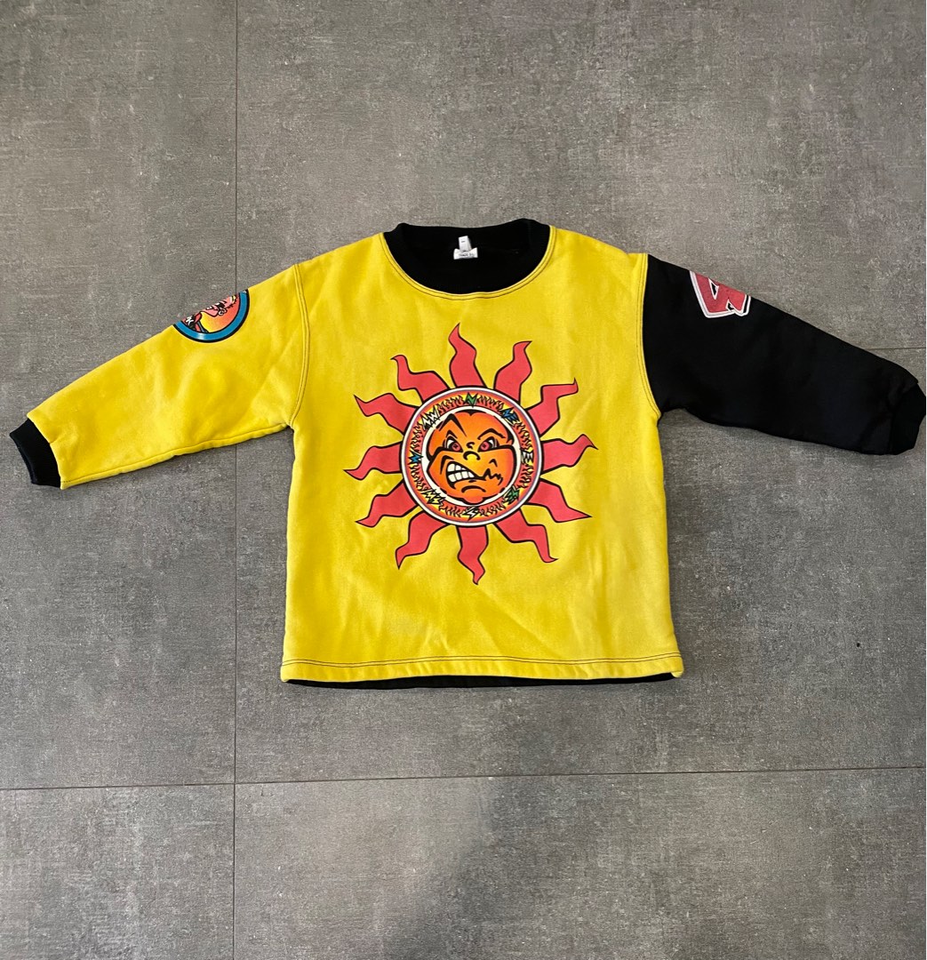 Valentino rossi sun moon sweater, Babies & Kids, Babies & Kids Fashion ...
