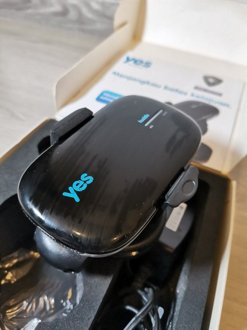 YES huddle 4G mobile hotspot (Proton edition), Computers & Tech, Parts ...
