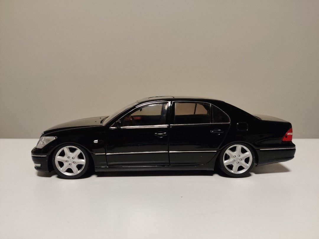 1:24 Auto Pro Shop Lexus LS430 Model, 興趣及遊戲, 玩具 & 遊戲類 - Carousell