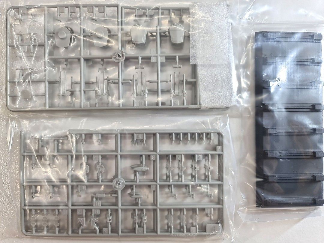 1/700 #05798 Trumpeter Waterline/Full Hull HMS Queen Elizabeth Class ...