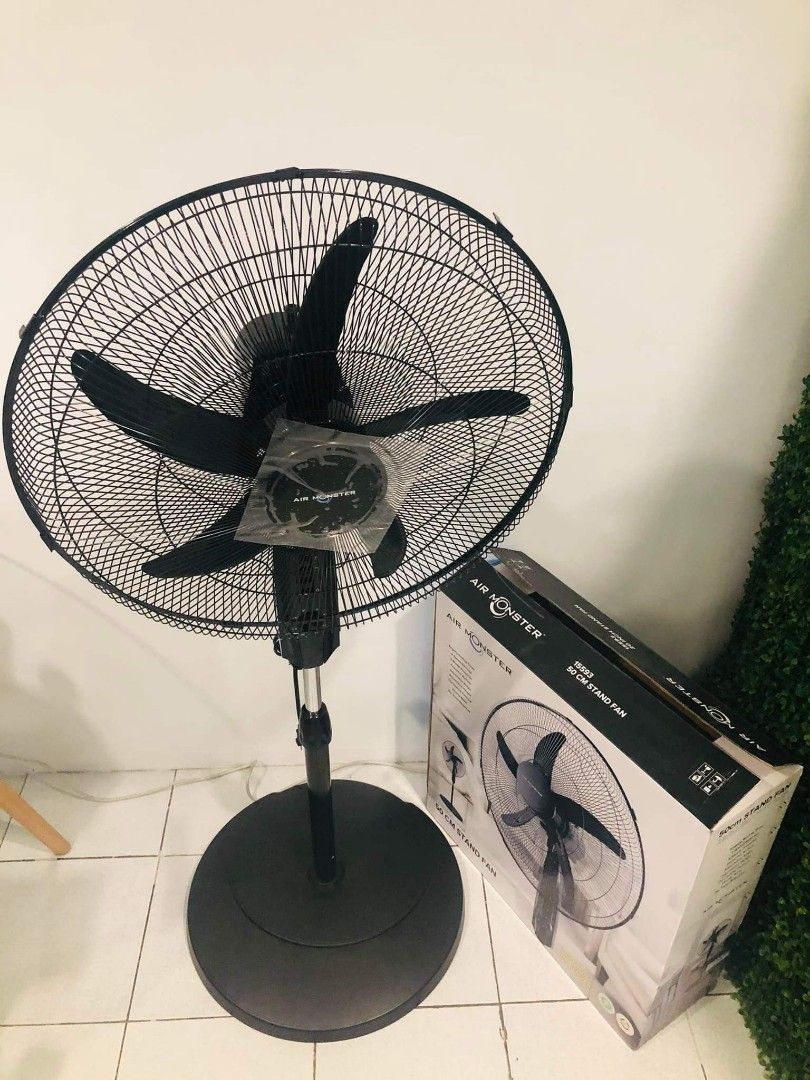 Air Monster 20" Stand Fan, Furniture & Home Living, Lighting & Fans ...