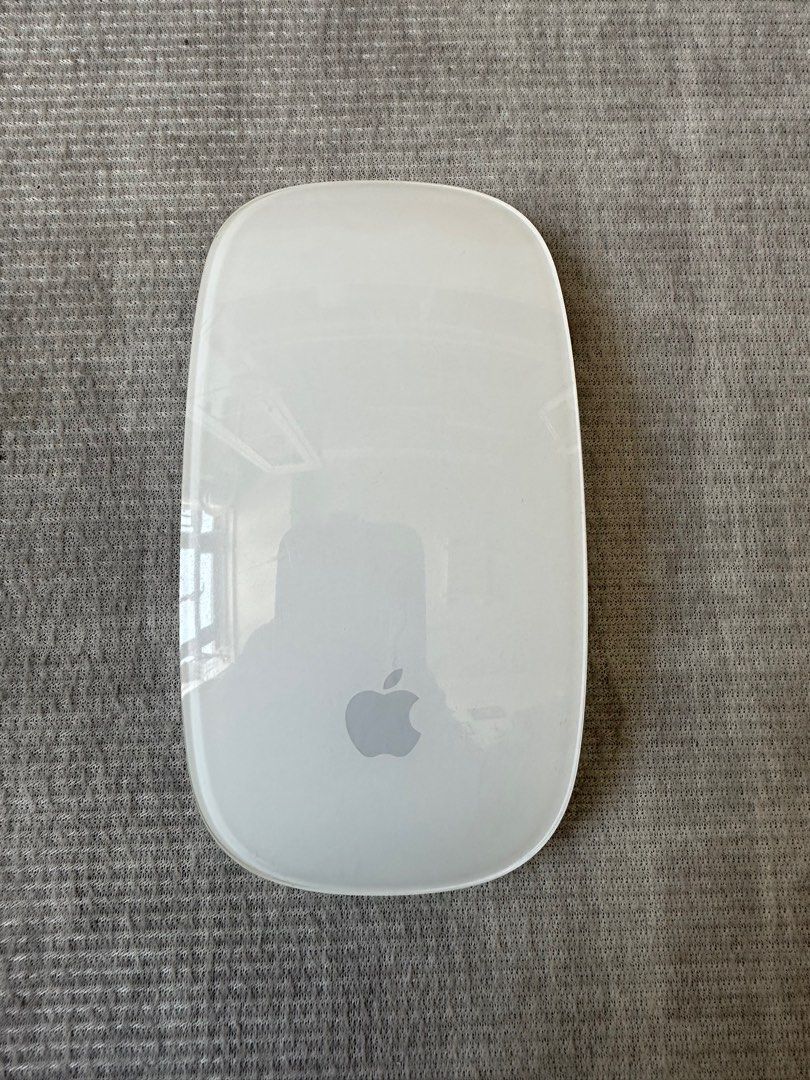 Apple Magic Mouse 1, 電腦＆科技, 電腦周邊及配件, 電腦滑鼠及相關產品 - Carousell