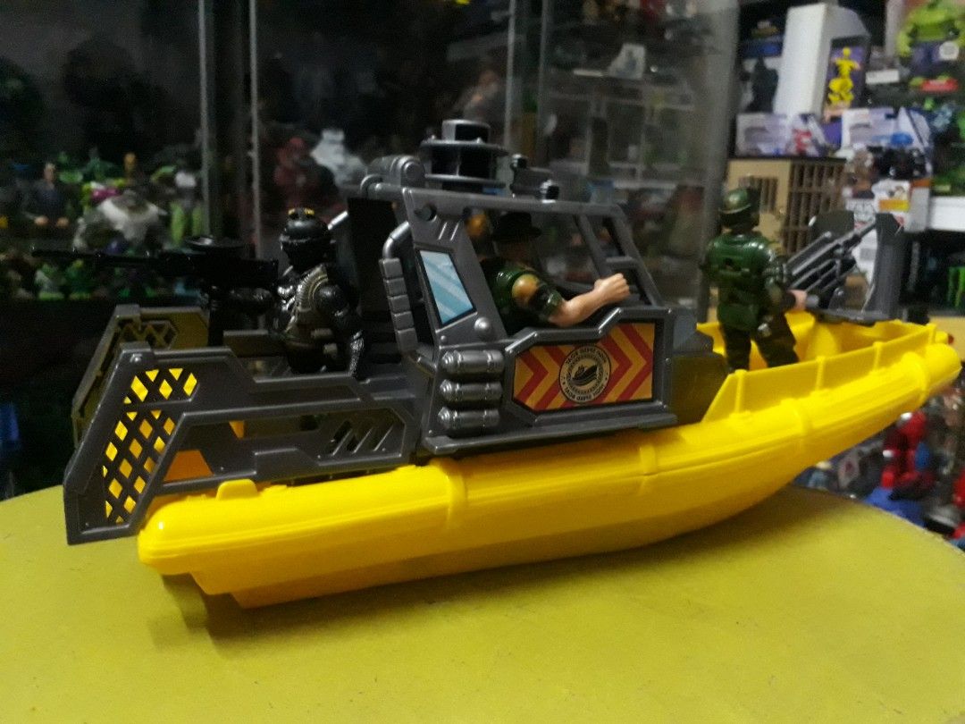 Army Combat force 9 military speed boat, Hobbies & Toys, Toys & Games ...