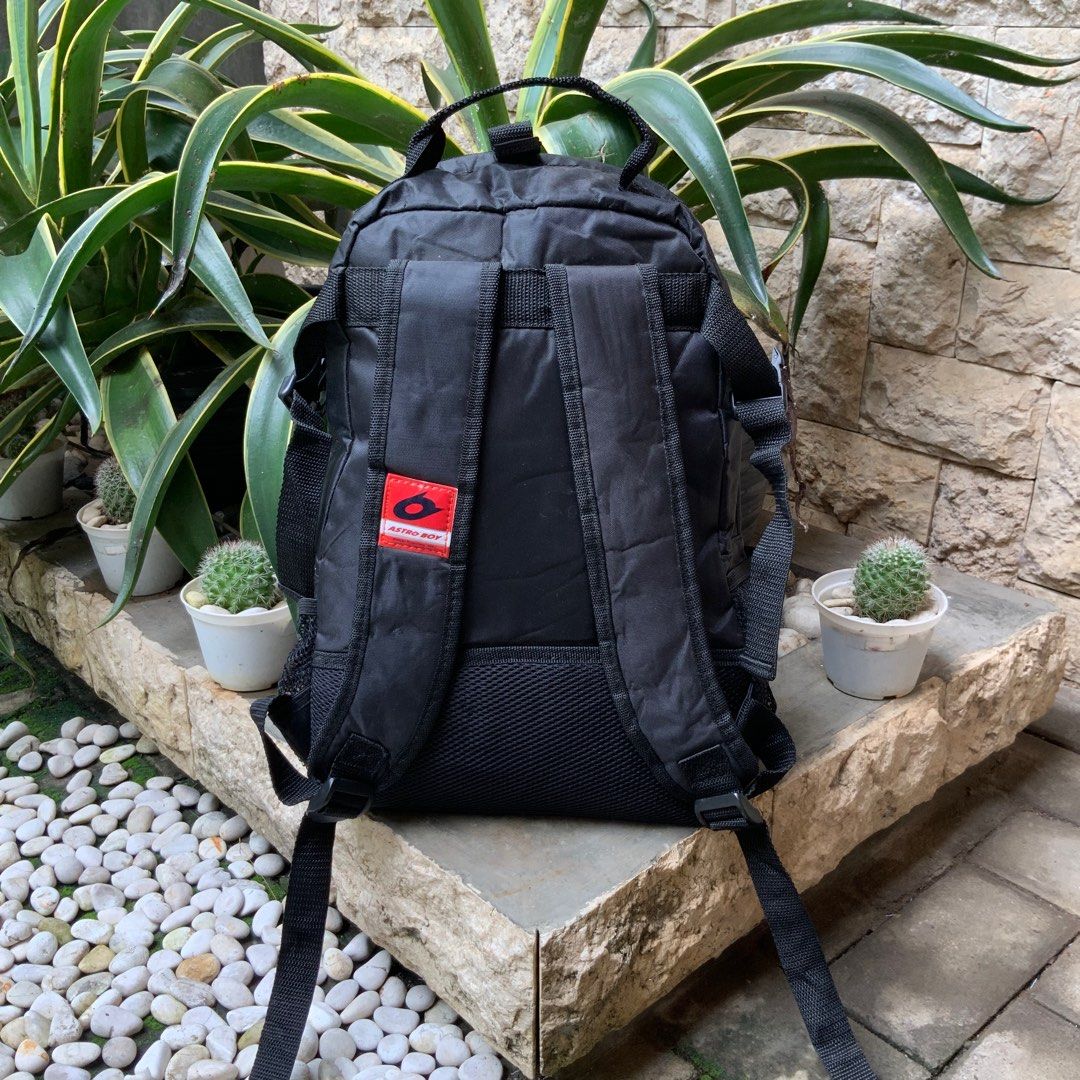 ASTRO BOY VINTAGE KIDS BACKPACK, Fesyen Pria, Tas & Dompet , Ransel di Carousell