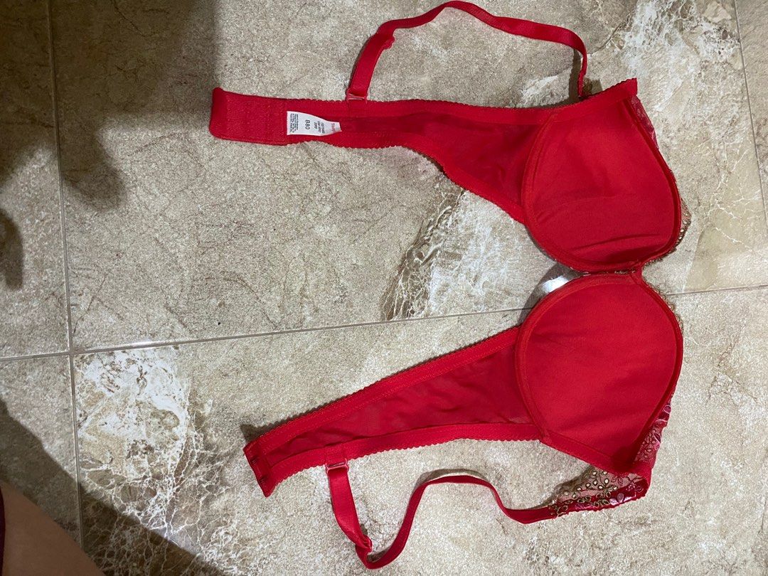 Authentic New Triumph Bra Maximizer bra / moulded bra, Women's Fashion ...