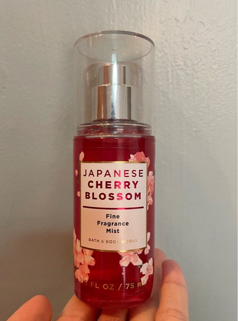 Bath and Body Works Japanese Cherry Blossom Fragrance Mist, Beauty & Personal Care, Bath & Body ...
