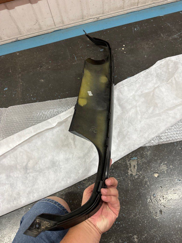 BMW m3/m4 rear diffuser original, Car Accessories, Accessories on Carousell