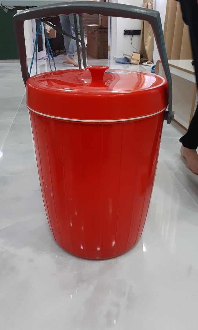 Nego Buffet chafing food container and speaker stands, TV & Home ...