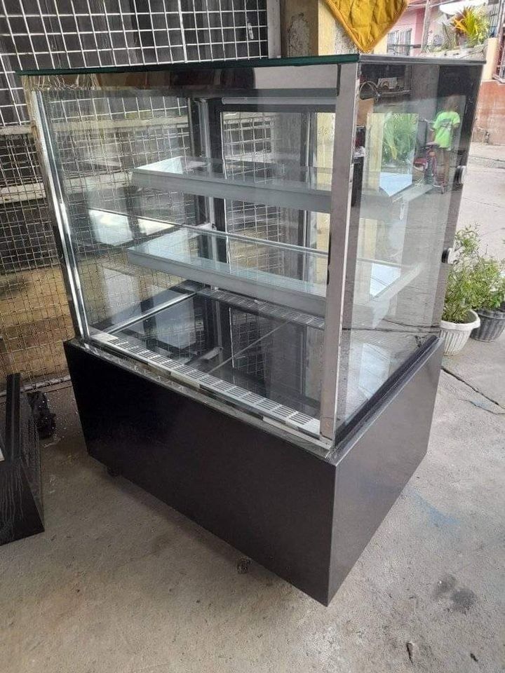 COMMERCIAL BOX TYPE BLACK CHILLER ( FLOOR TYPE) 90*67*120CM, TV & Home ...