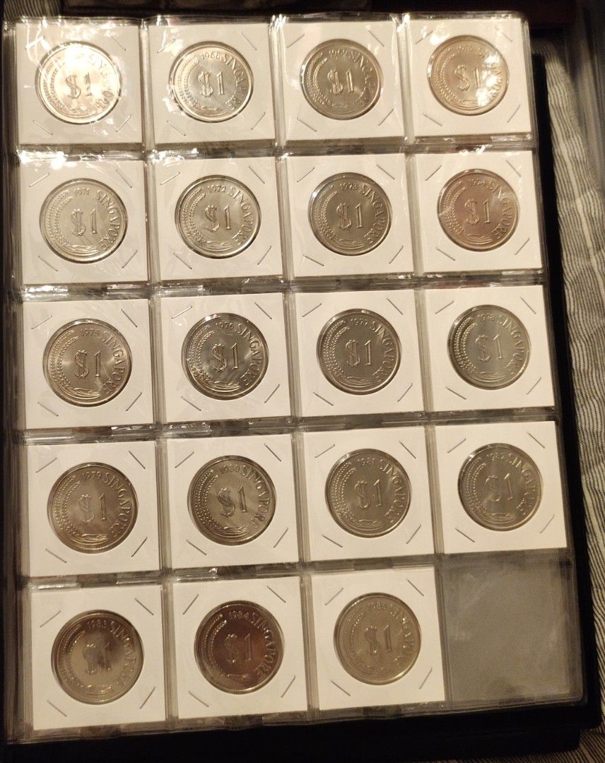 Complete set of 121 pieces of Singapore first series circulation coins ...