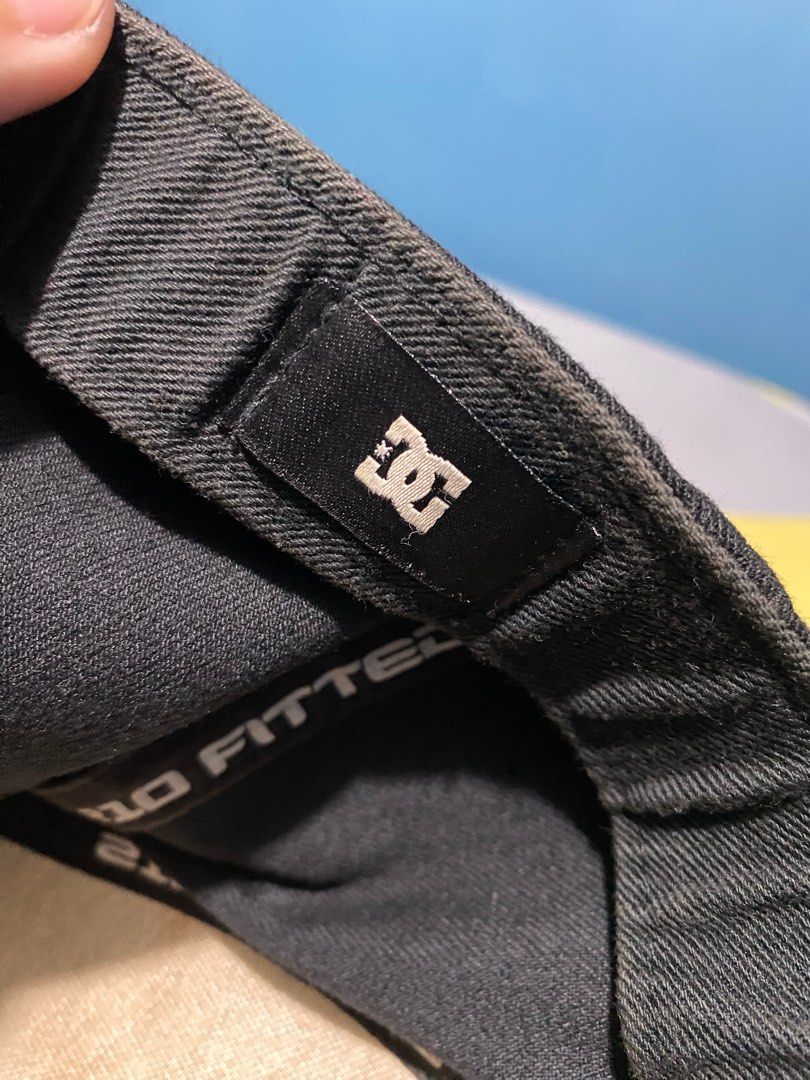 DC 210 Fitted by FlexFit cap, Men's Fashion, Watches & Accessories ...