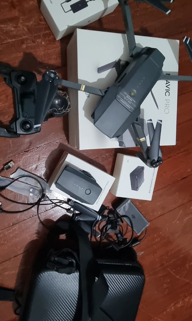 DJI MAVIC PRO (1st Owned) w/ Freebies, Photography, Drones on Carousell