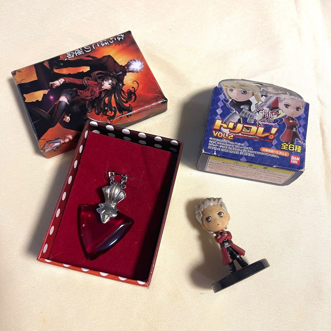 Fate stay night rin necklace lancer fig, Hobbies & Toys, Memorabilia ...