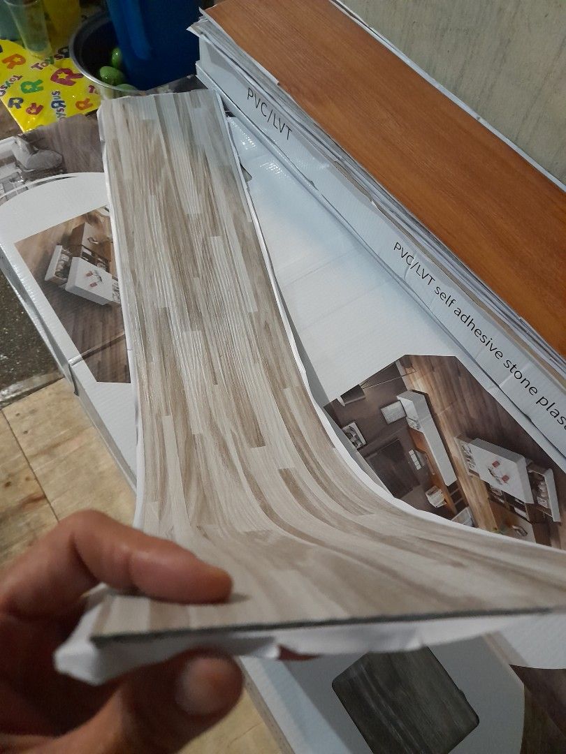 FLOORING "VINYL PLANK", Furniture & Home Living, Home Decor, Carpets ...