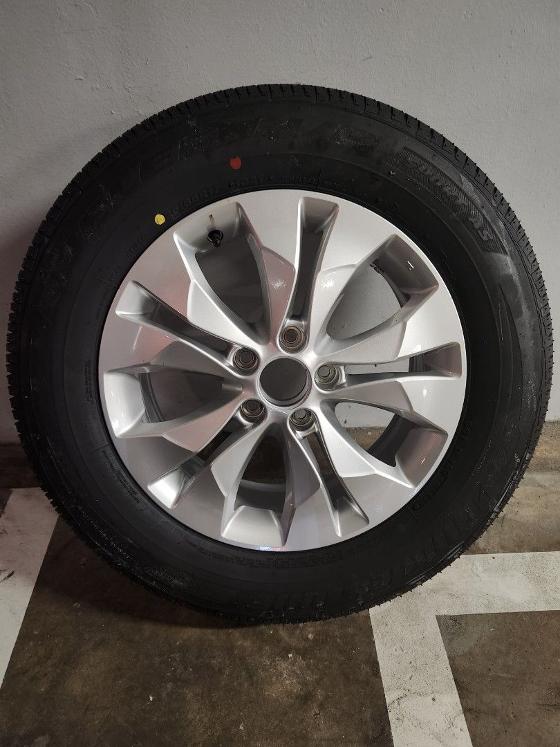 Honda Crv Spare Rim 17", Car Accessories, Tyres & Rims on Carousell
