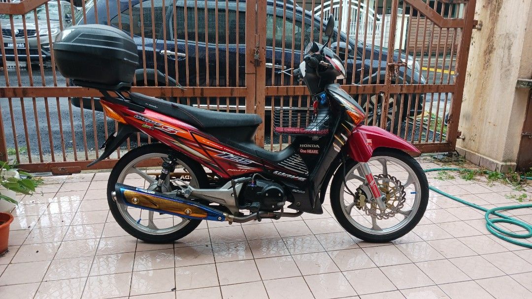 Honda Wave 125s, Motorbikes on Carousell