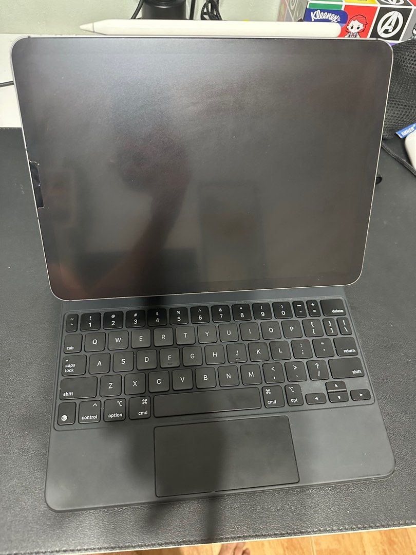 iPad Magic Keyboard 11 inch, Mobile Phones & Gadgets, Tablets, iPad on ...