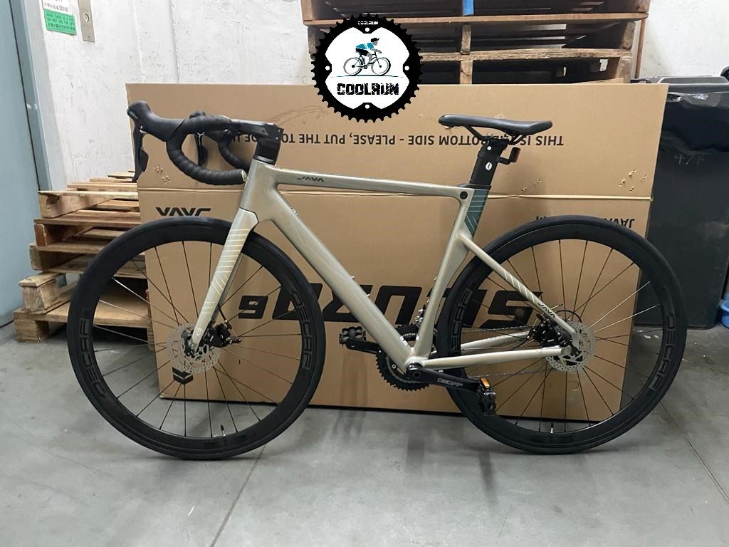 (包送貨安裝)最新型號JAVA SILURO6 UCI認證 破風型公路單車 18 22速 SHIMANO DECAF, 運動產品, 單車及配件, 單車 - Carousell