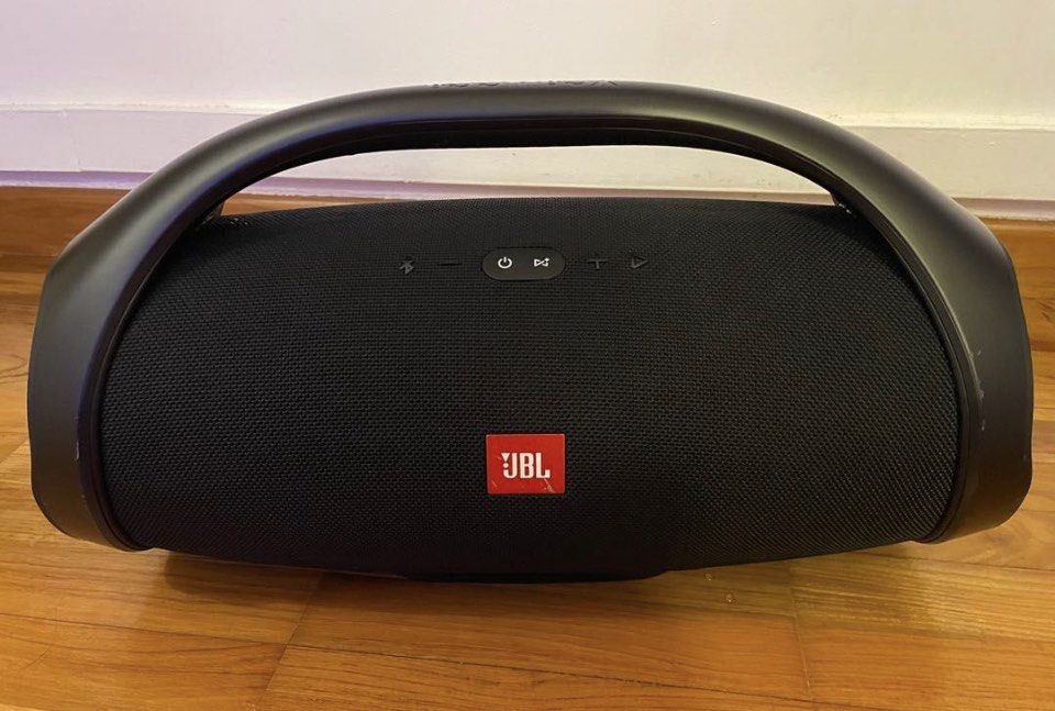 Jbl boombox, Audio, Soundbars, Speakers & Amplifiers on Carousell