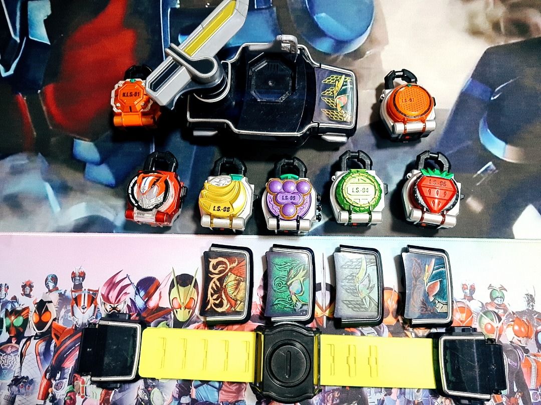 Kamen Rider Gaim - DX Sengoku Driver w Lockseed Set, Hobbies & Toys ...