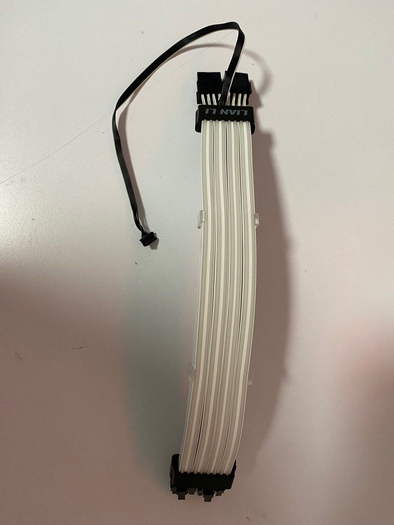 Lian li strimer plus cable 8 pin, Computers & Tech, Parts & Accessories ...