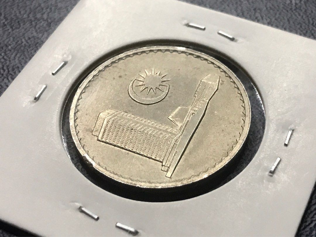 Malaysia 50sen 1967 parliament security edge duit lama syiling, Hobbies & Toys, Collectibles ...