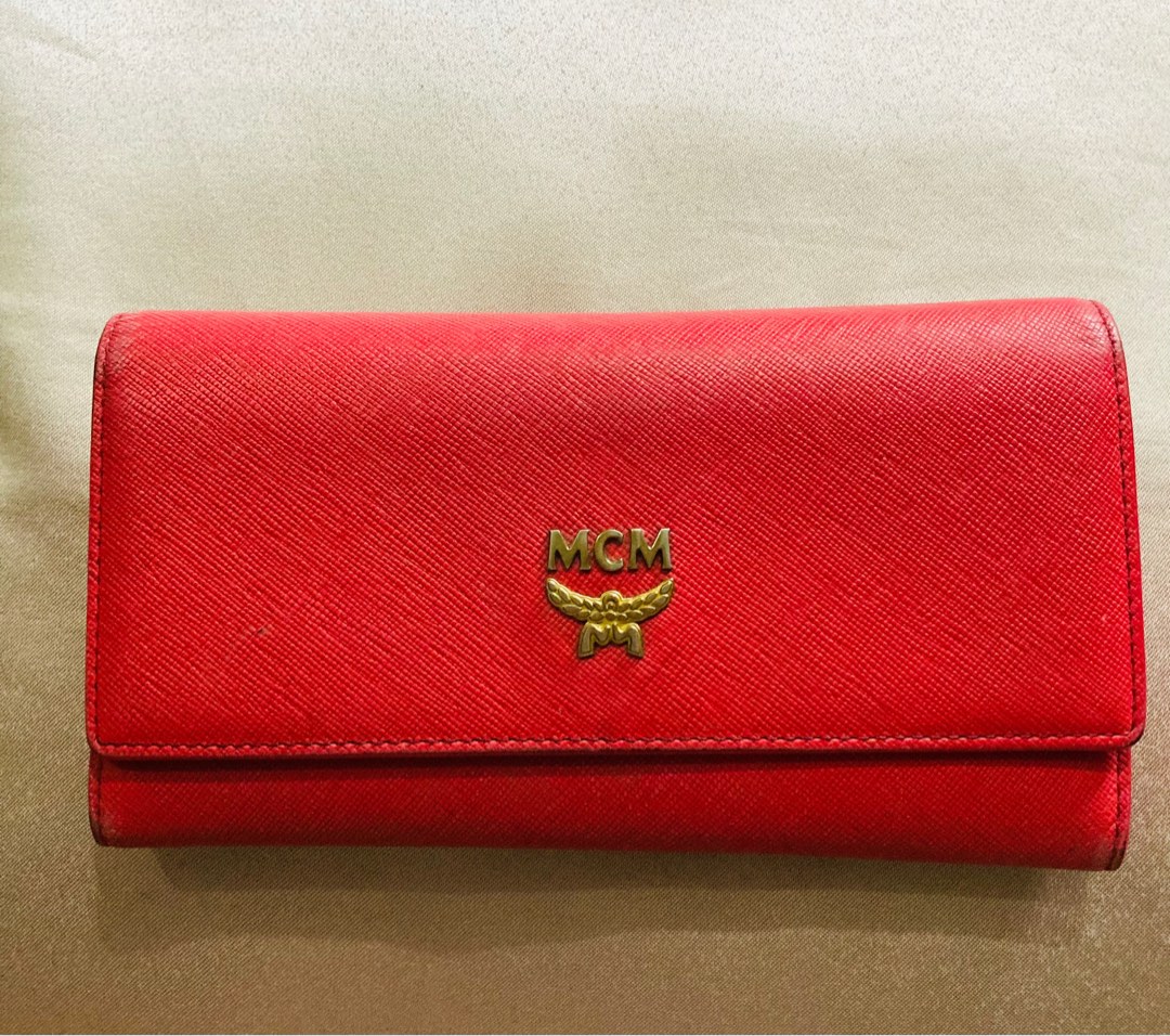Mcm Authentic long wallet saffiano leather, Women's Fashion, Bags ...