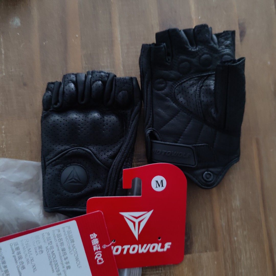 MotoWolf half leather glove, Sports Equipment, Bicycles & Parts, Parts ...