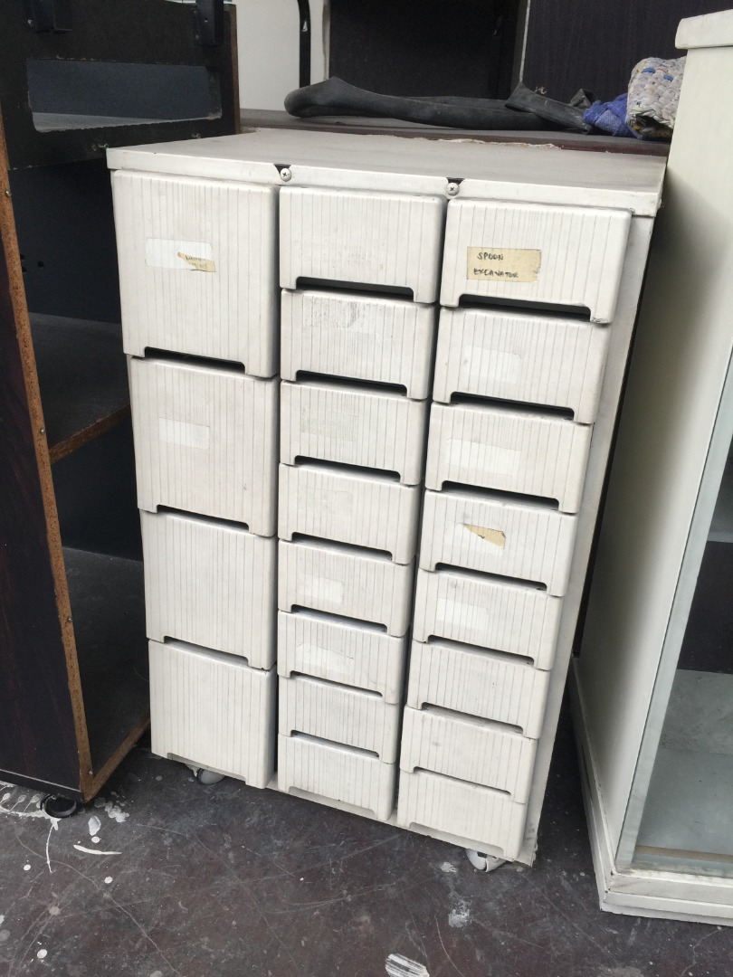 Movable Multipurpose Storage Unit with Multiple Drawers Metal Frame Japan Surplus, Furniture ...