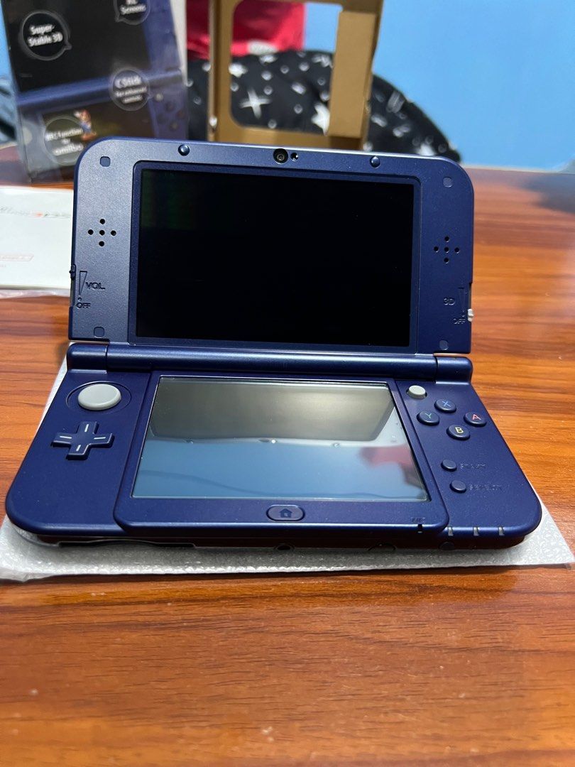 New Nintendo 3DS XL Metallic Blue (IPS Top Screen) (Brand New Condition ...