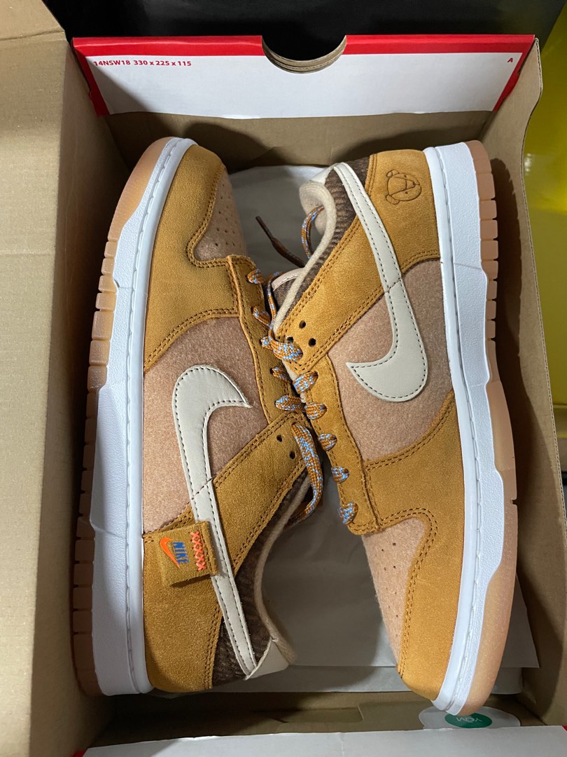 nike dunk low teddy bear, Men's Fashion, Footwear, Sneakers on Carousell