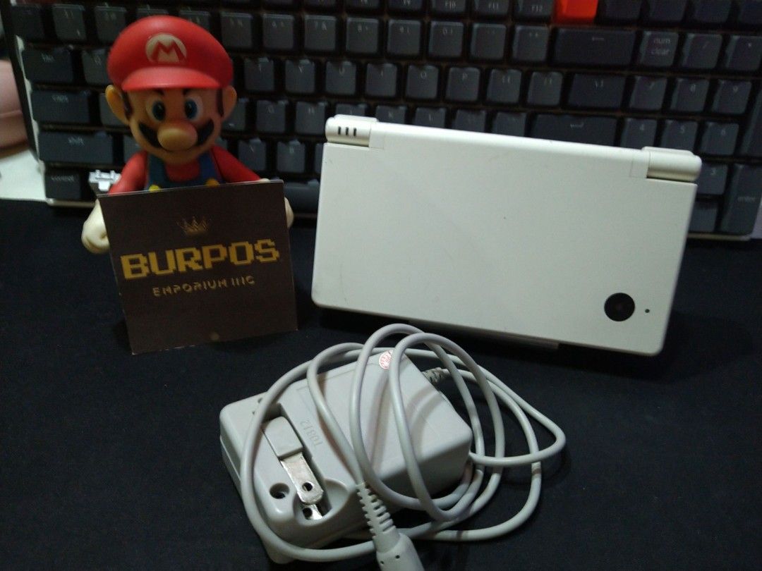 Nintendo DSi (White - 16gb mem card w/ minor issue), Video Gaming ...