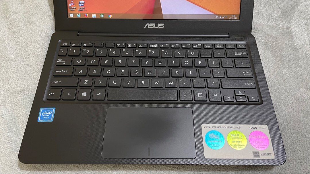 Notebook Asus E202S, Elektronik, Komputer, Laptop di Carousell